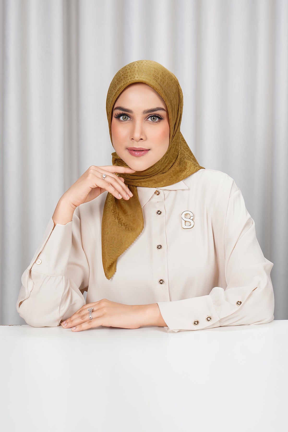 Everyday Tapis Embossed 2.0 - Cumin – Buttonscarves Malaysia