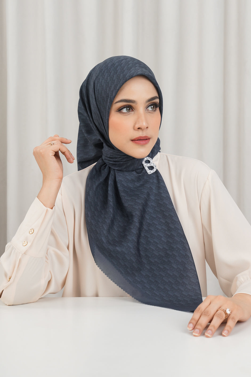 Buttonscarves Malaysia