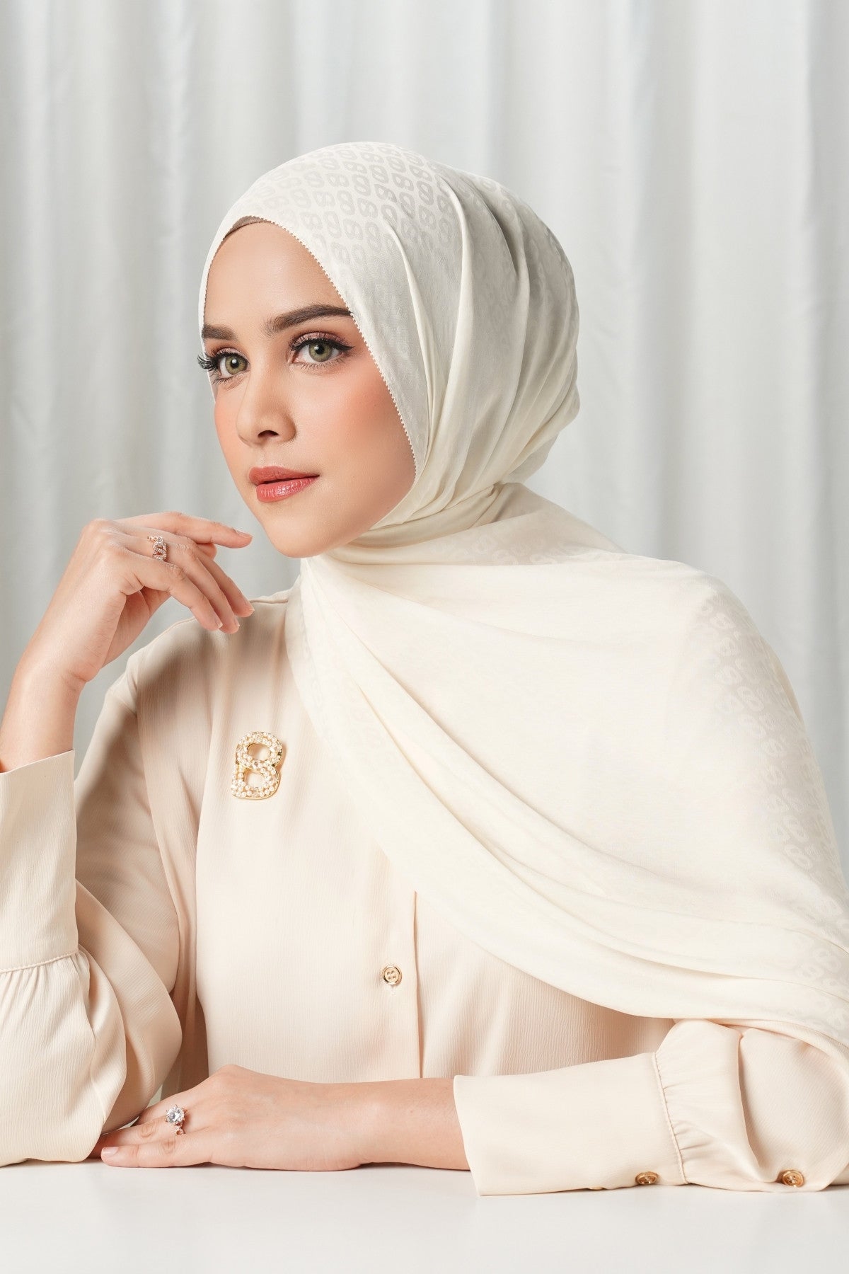 Tapis Satin Jacquard Shawl - Pristine – Buttonscarves Malaysia