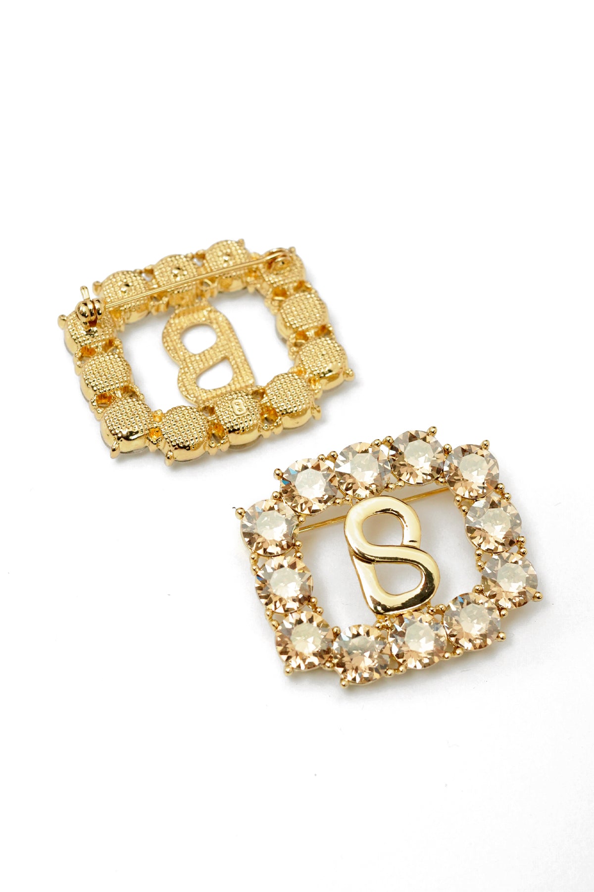 Signature Rectangle Crystal Brooch - Golden – Buttonscarves Malaysia
