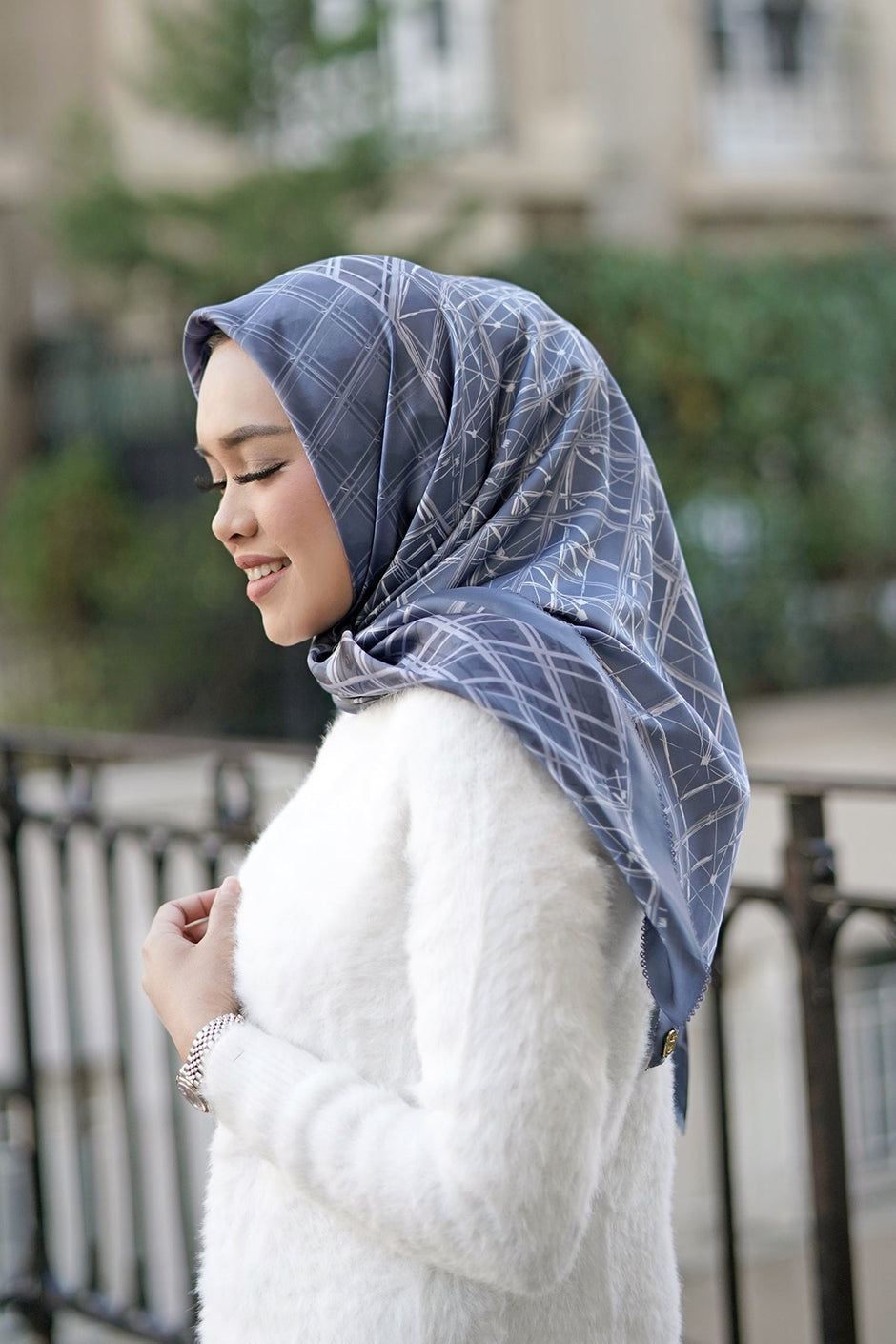 Louvre Series – Buttonscarves Malaysia